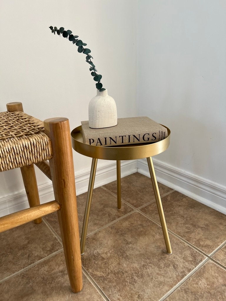 Gold Round Metal Stand - Etsy