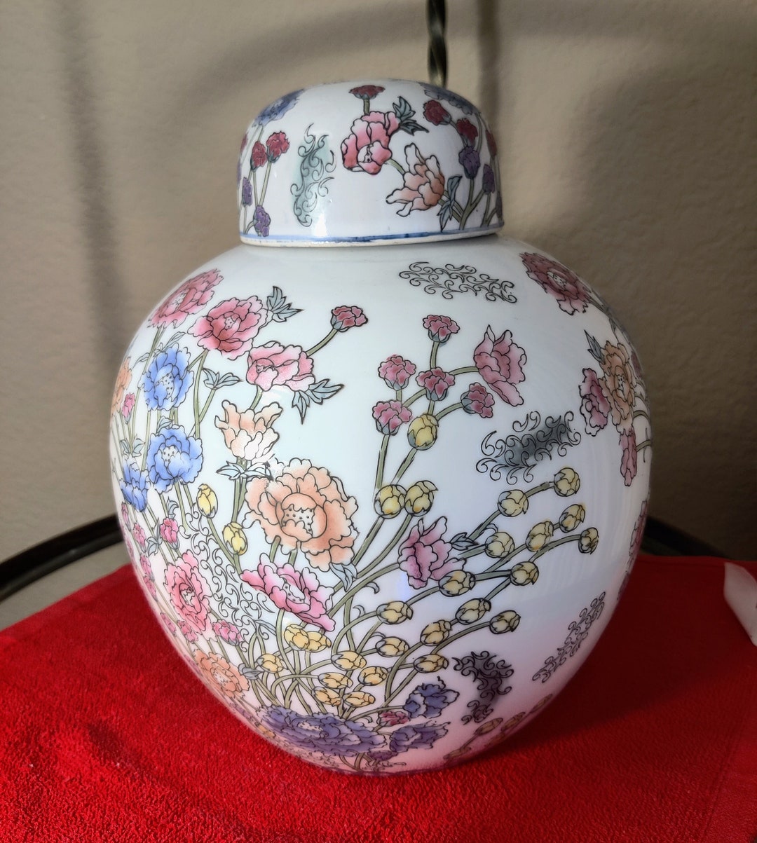 Very Pretty Vintage "one Thousand' Flower (millefleurs) Ginger Jar in ...