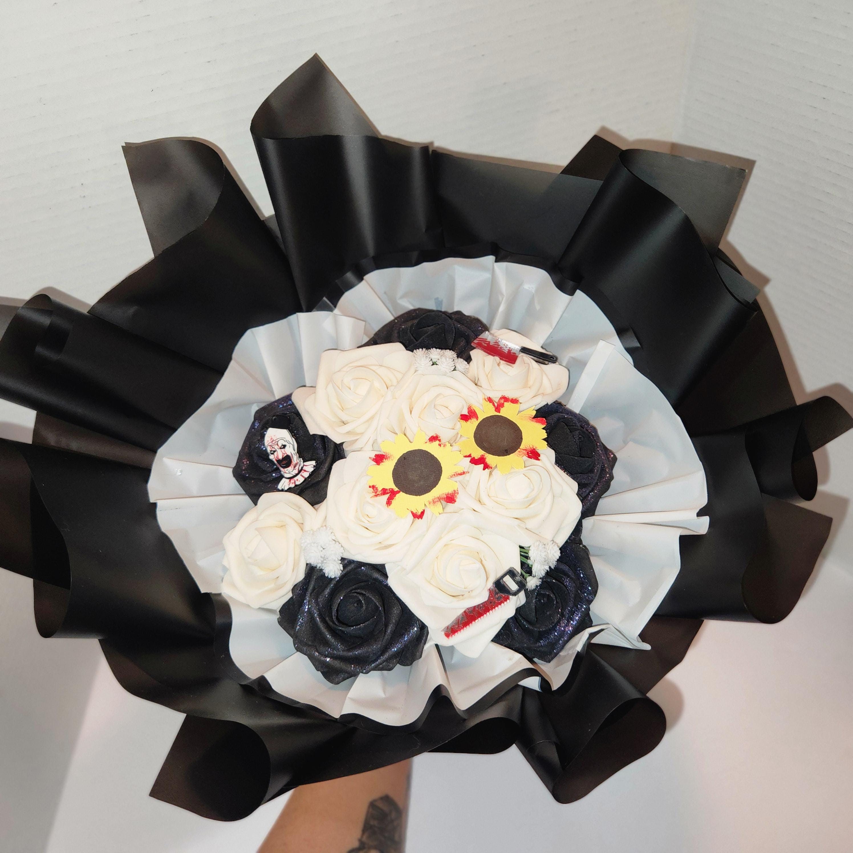 Art the Clown - Terrifier Horror Bouquet Halloween Birthday Anniversary ...