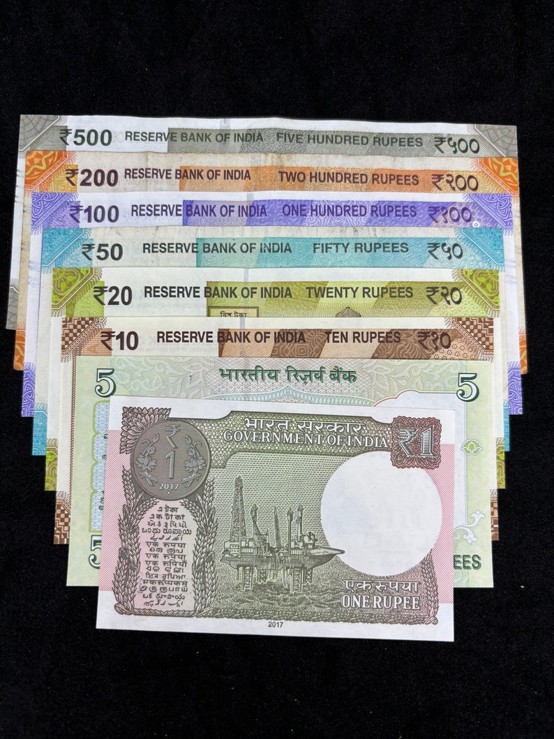 Indian Rupee 8 Pieces Banknote Set: 1/ea X 1, 5, 10, 20, 50, 100, 200 ...
