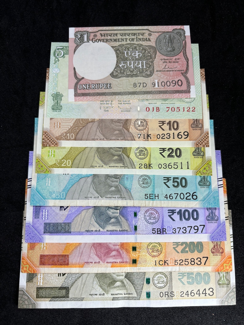 Indian Rupee 8 Pieces Banknote Set: 1/ea X 1, 5, 10, 20, 50, 100, 200 ...