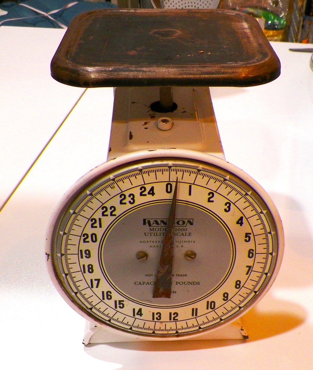 Antique Enamel Vintage Hanson Farmhouse Weighing Utility Country ...