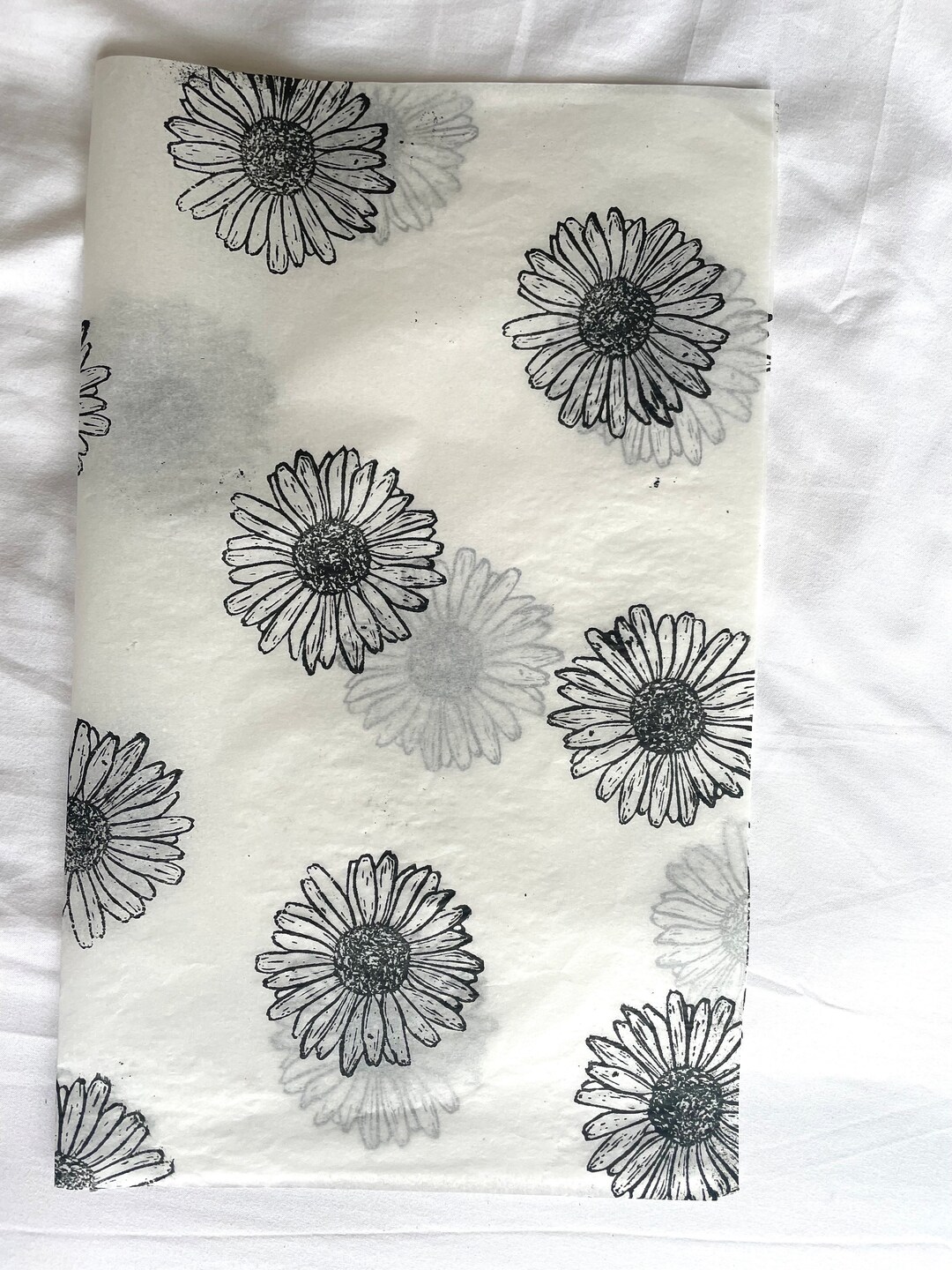 Handprinted Daisy Eco Tissue Paper: Pretty Packaging, Gift Wrap - Etsy