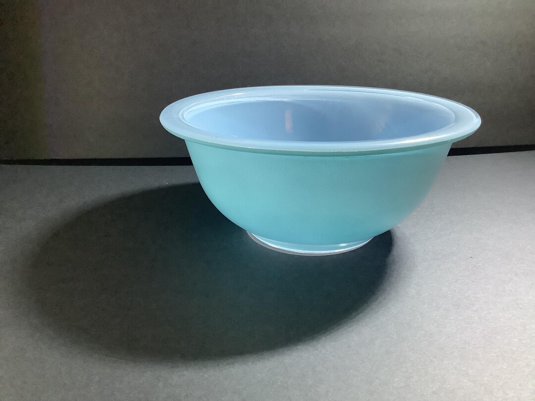Vintage Robin Blue Egg Pyrex Mixing.nesting Bowl - Etsy