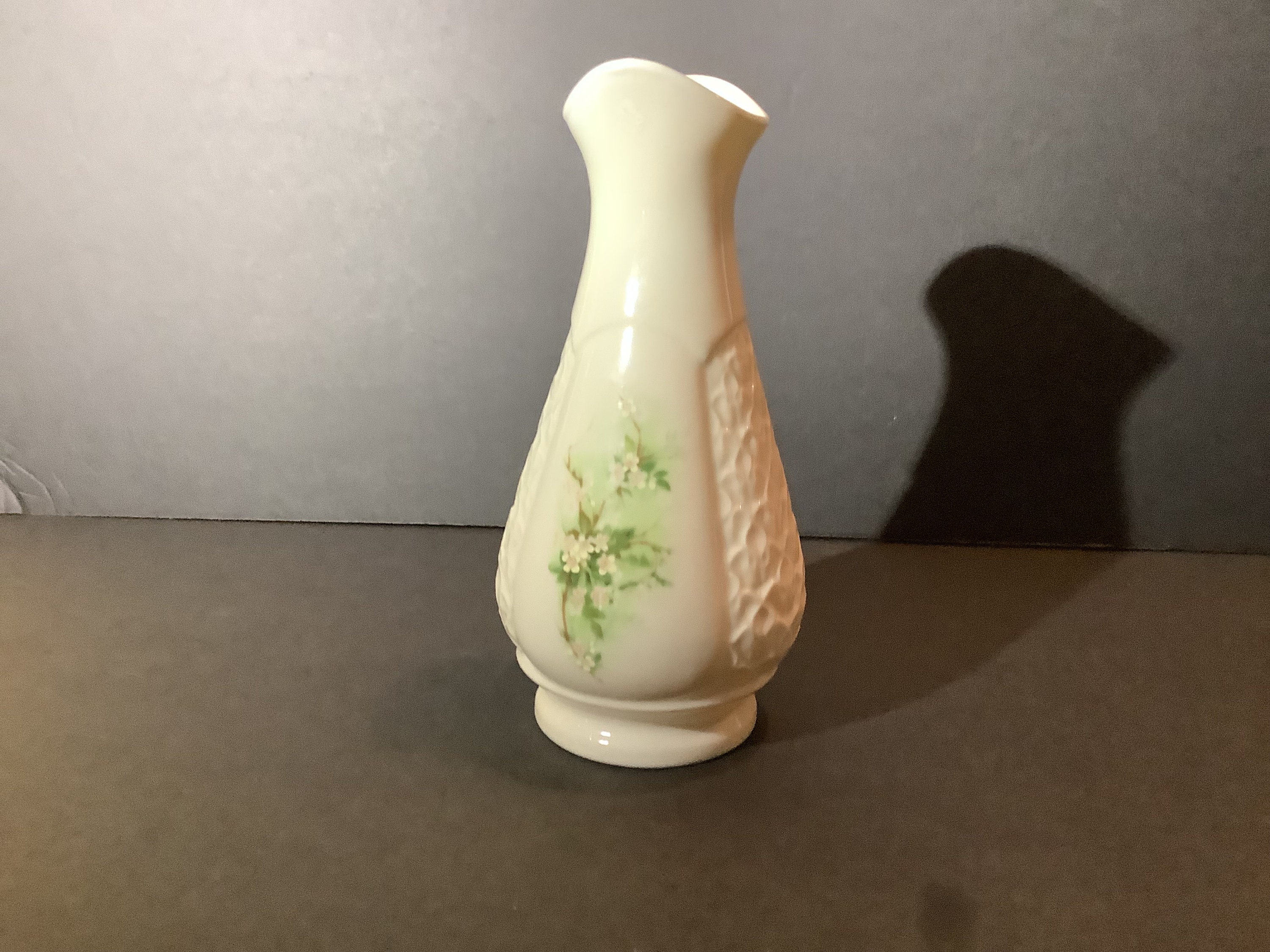Vintage Donegal Parian Irish China shamrock Vase - Etsy