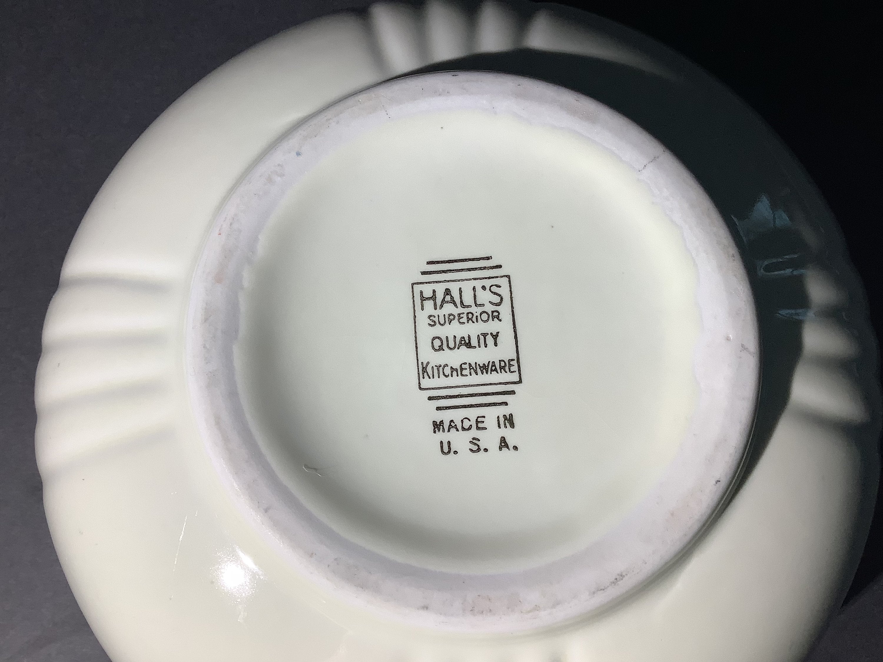 Vintage Medium Halls's Superior Quality Kitchenware - Etsy