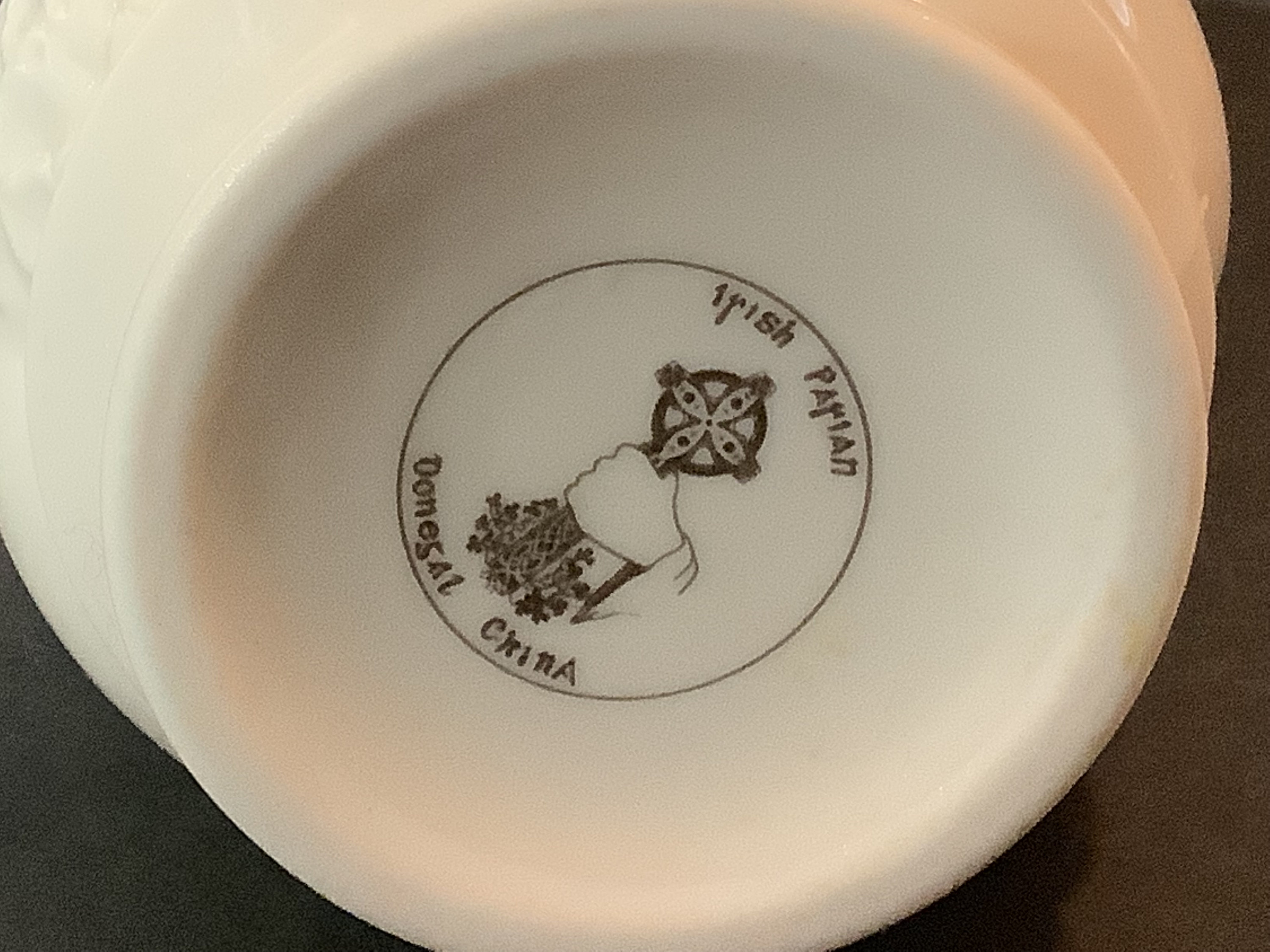 Vintage Donegal Parian Irish China shamrock Vase - Etsy