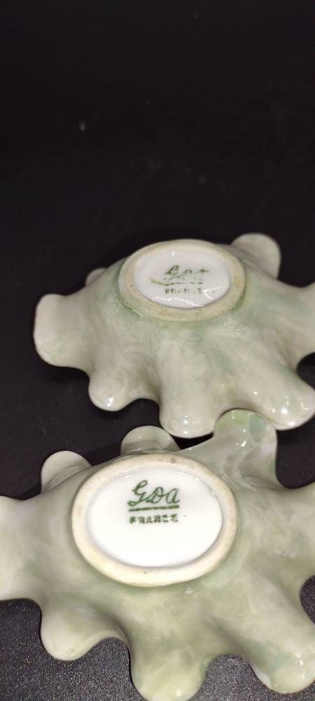 Vintage Set of Goa France Limoges / Limoges Ruffled Oyster Shaped Salt ...