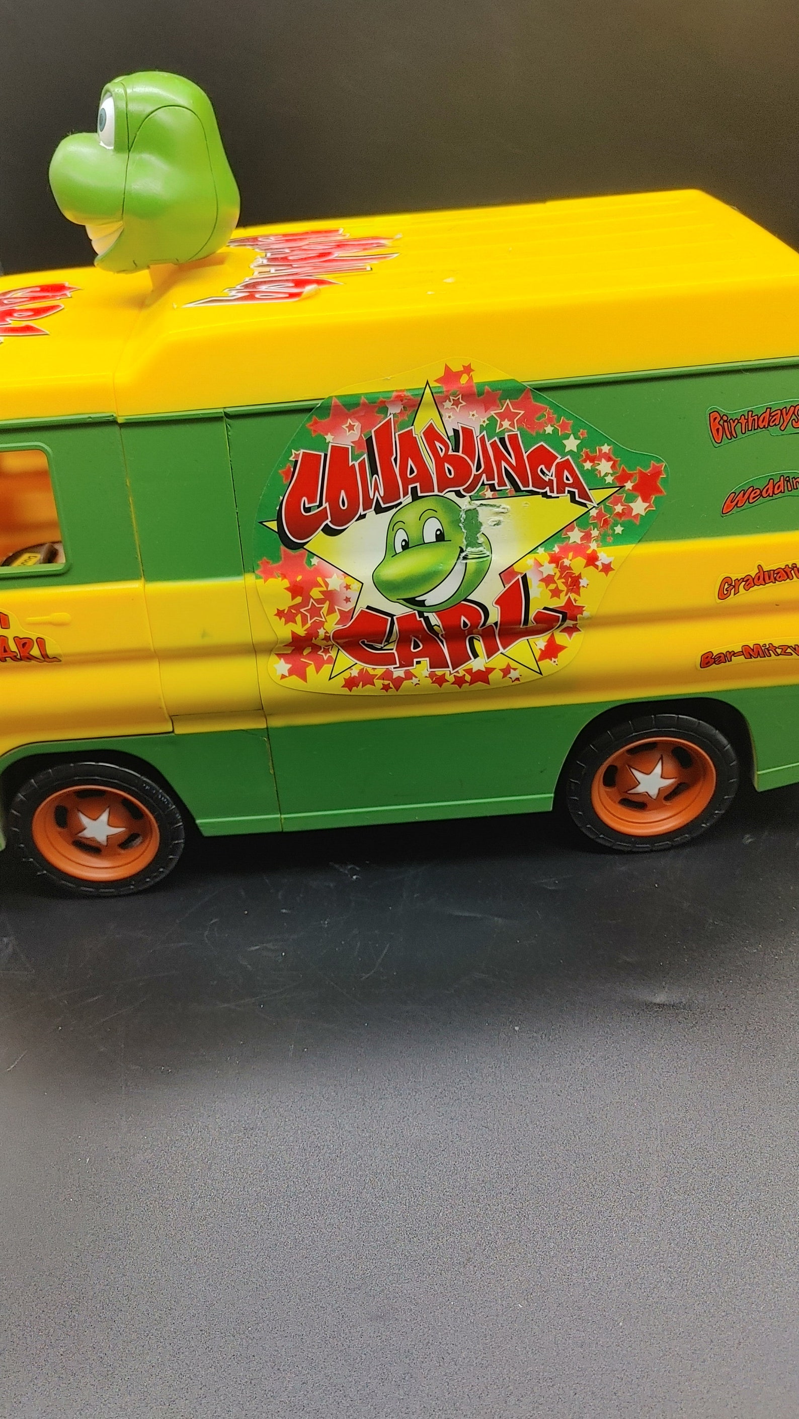 TMNT, Cowabunga, Carl, Pizza Party, Van, Playmates, Teenage Mutant ...