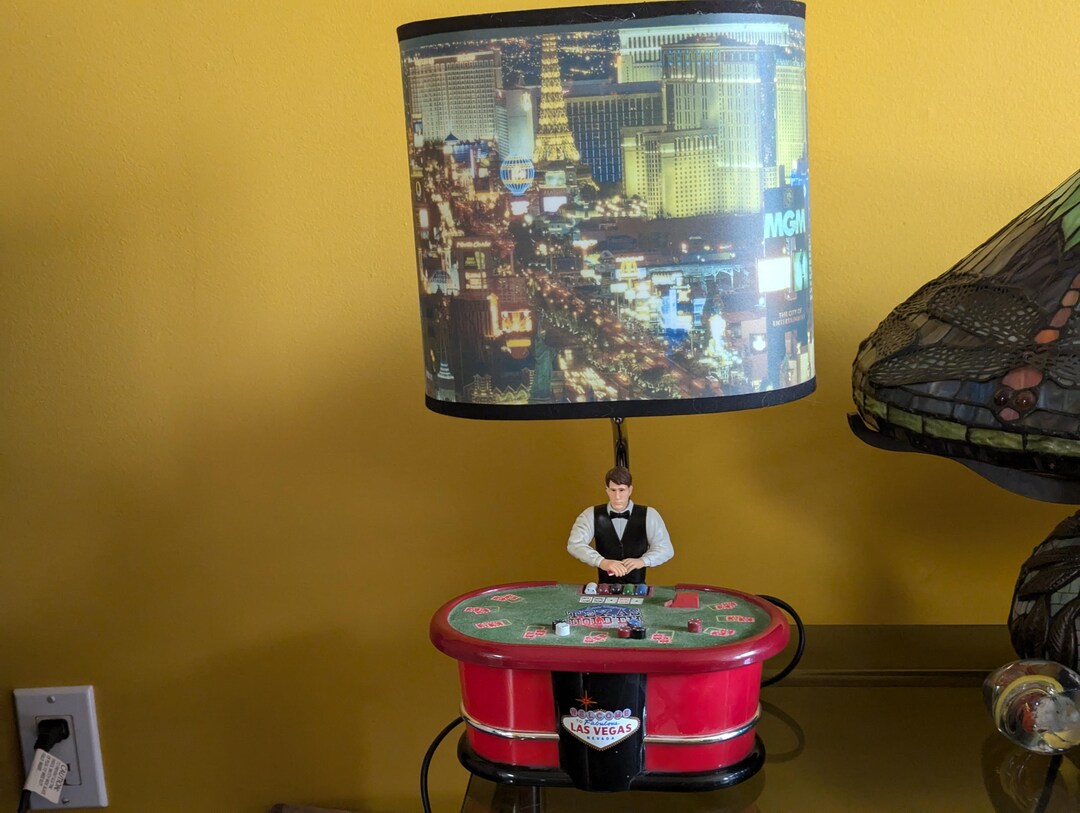 Vintage, King America, Texas Hold Em, Lamp, Nightlight, Poker Dealer ...