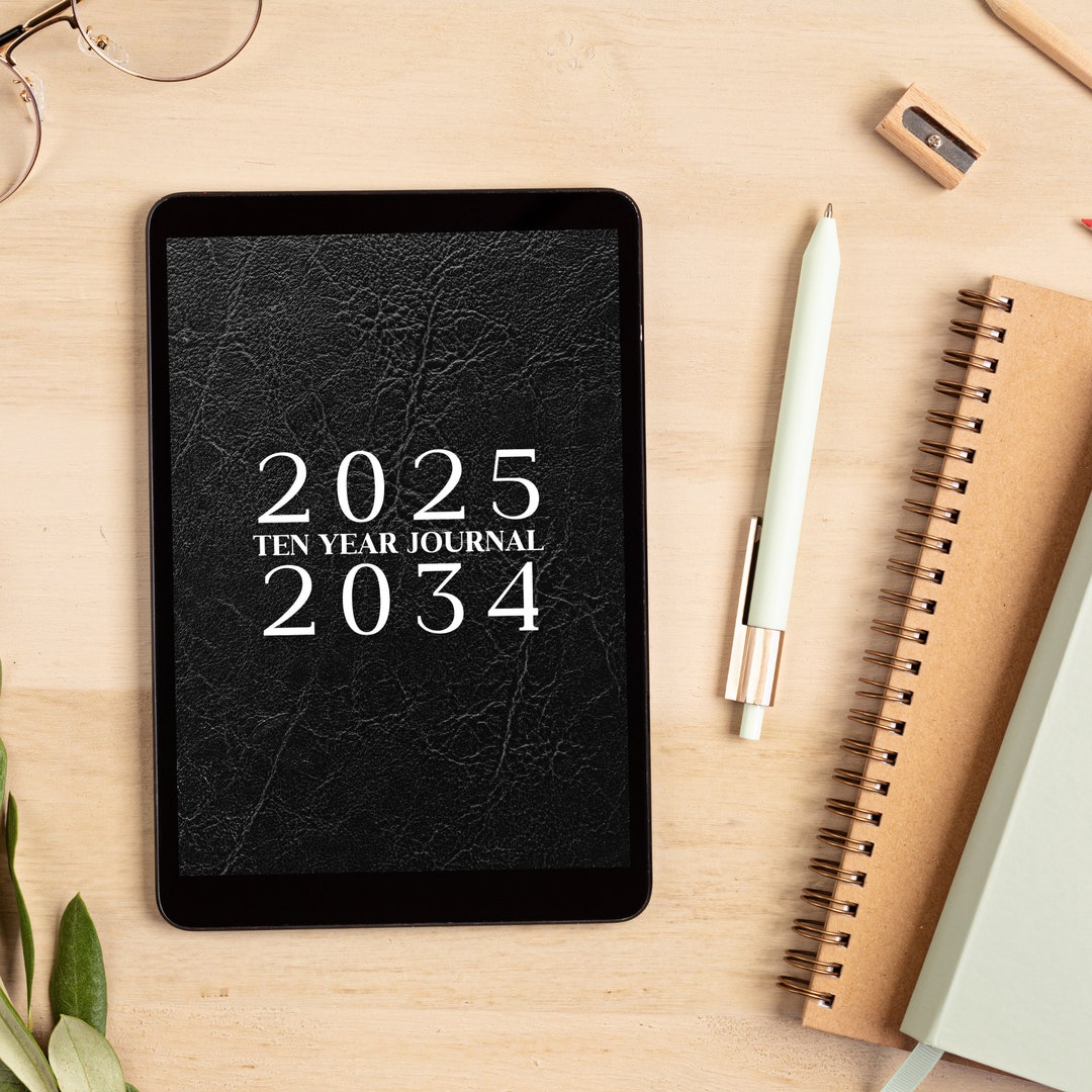 Timeless Reflections: 10-year Journal Planner - Mindfulness and ...