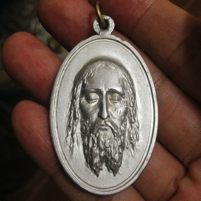 Holy Face Medal - Etsy