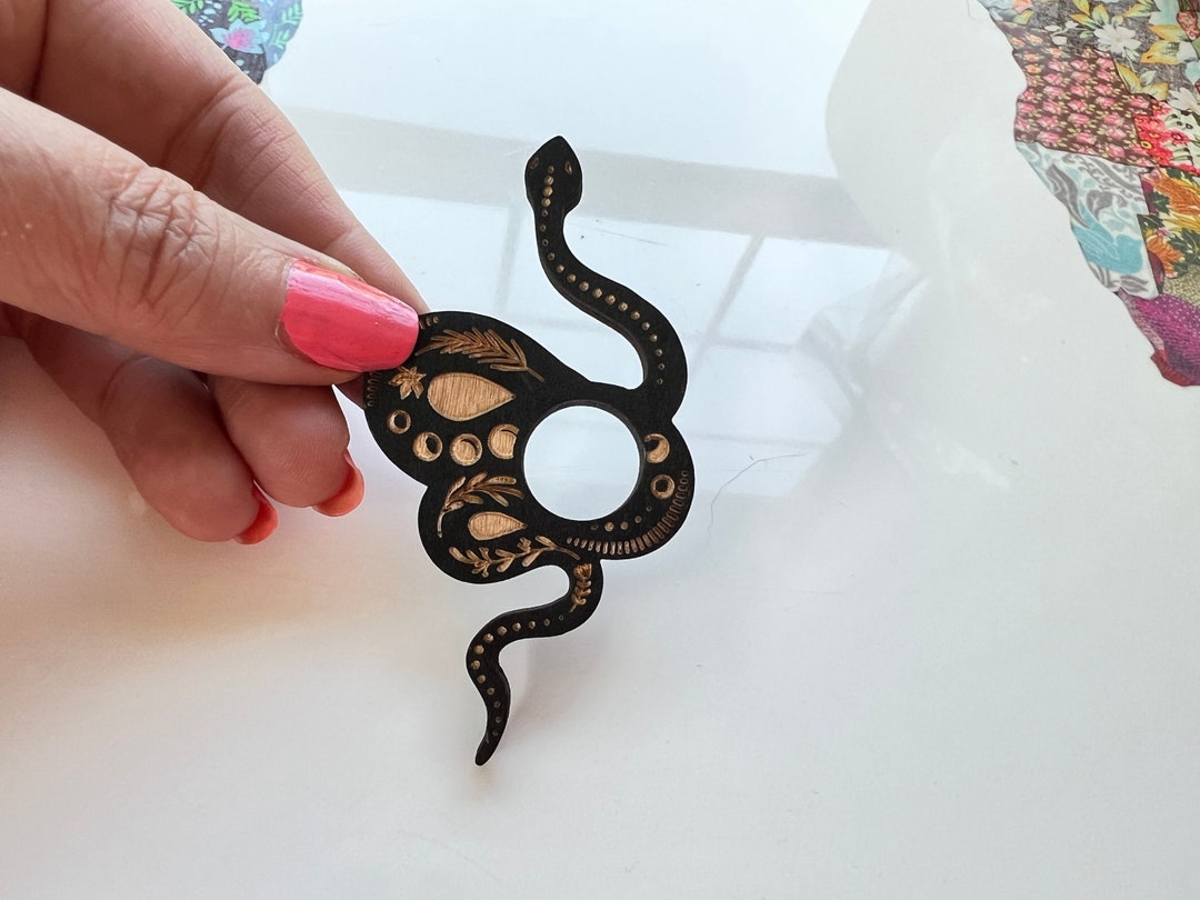 Snake Sphere Stand, Laser Carved Wood for Small Spheres, Black - Etsy