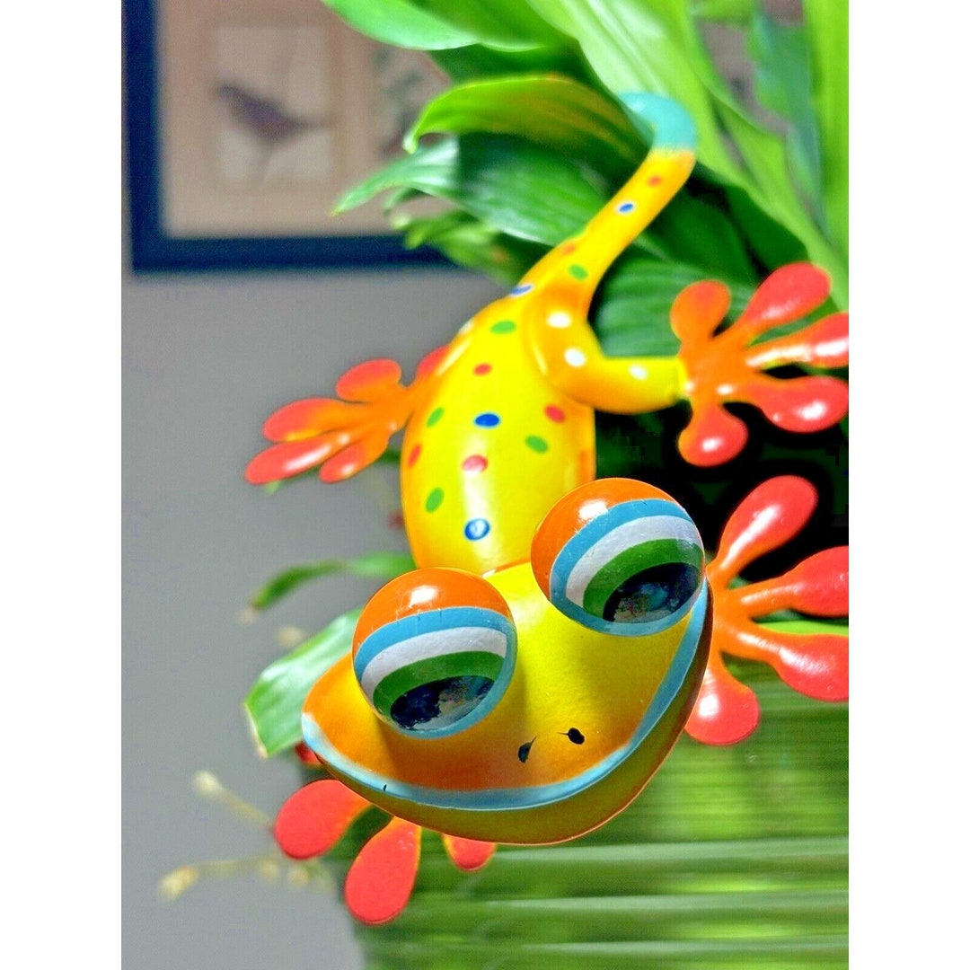 Yard Metal Sculpture Bobble Small Lizard Geico Yellow WHIMSICAL Garden ...