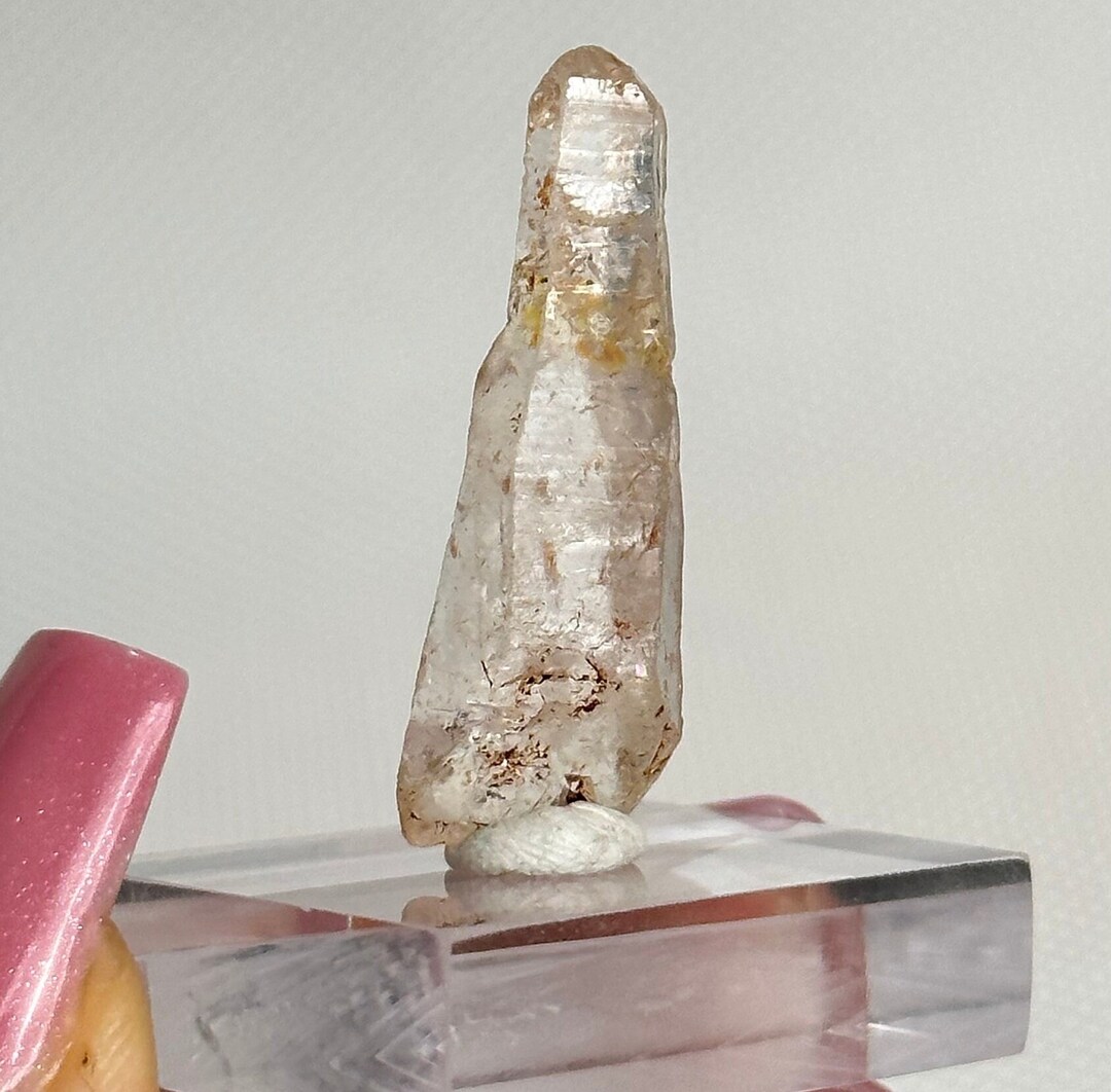 Rare UV Reactive Petroleum Quartz, Natural Golden Enhydro Quartz ...
