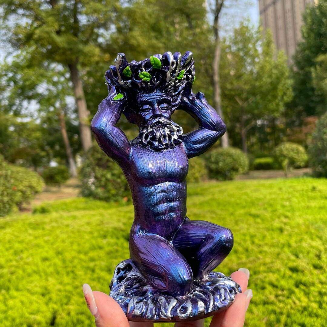 Resin Earth Male Model Sphere Stand,resin Hand Carved,home Decoration ...