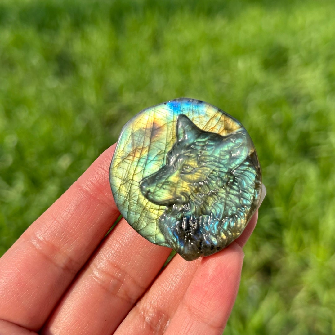 Labradorite Wolf Pendant,hand Carved,crystal Wolf,home Decoration ...