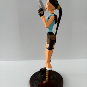 Lara Croft (tomb Raider) Low-poly PS1 Figure With Stand - Etsy