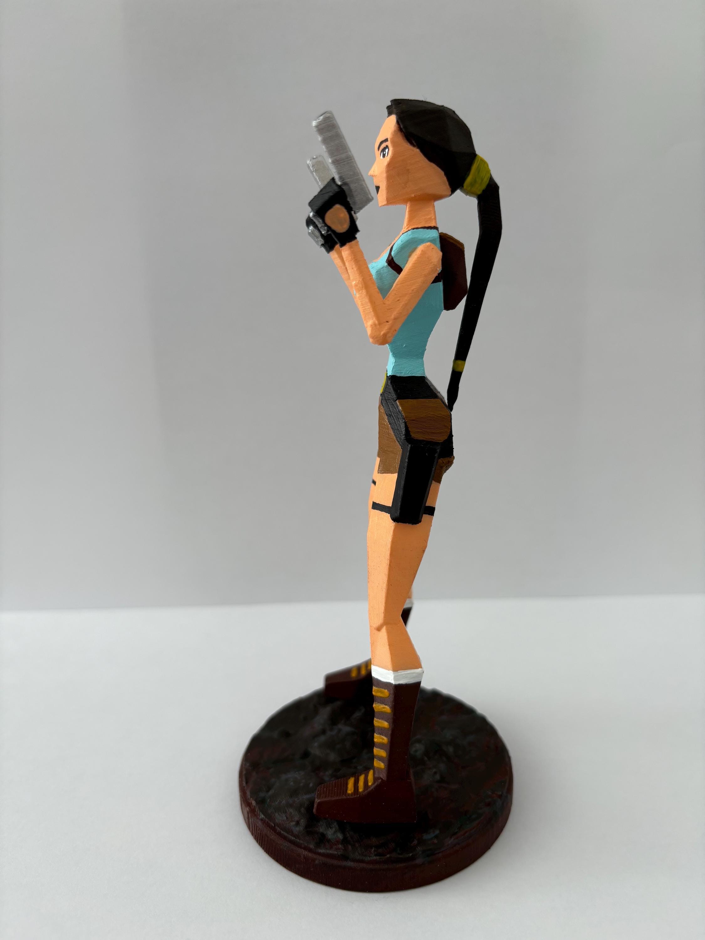Lara Croft (tomb Raider) Low-poly PS1 Figure With Stand - Etsy