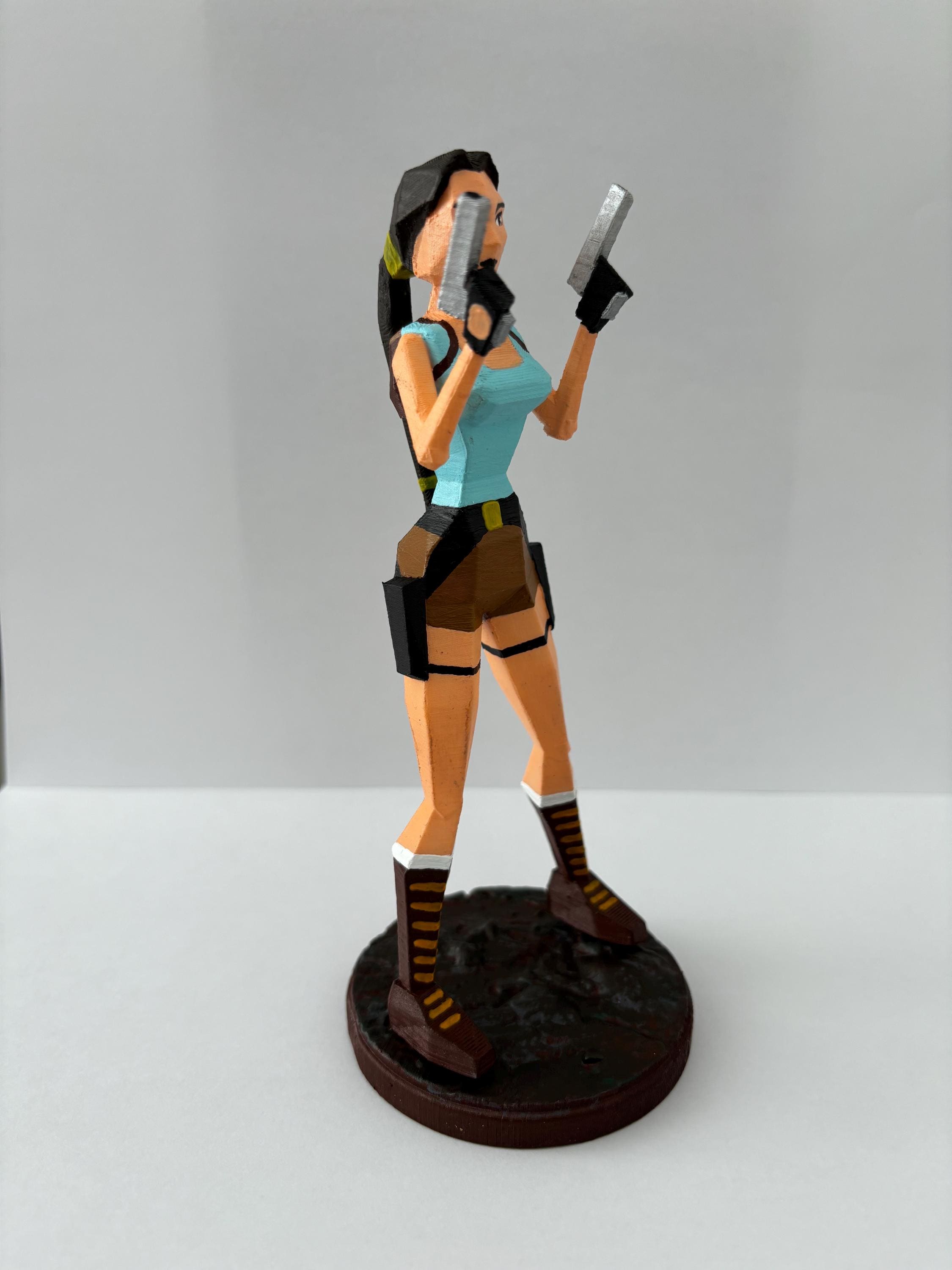 Lara Croft (tomb Raider) Low-poly PS1 Figure With Stand - Etsy