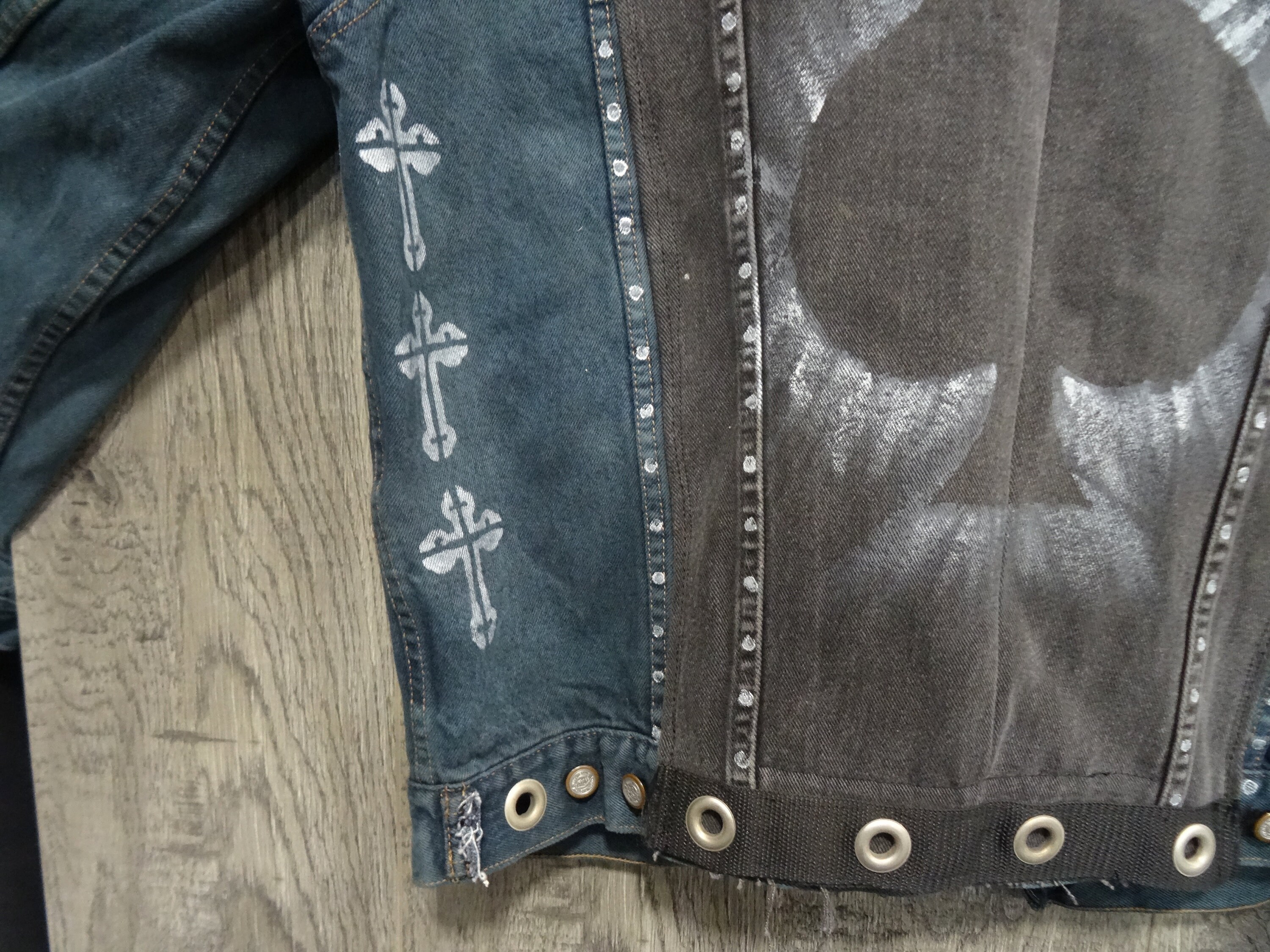 Mens Denim Jacket Painted Rock ,stage , - Etsy