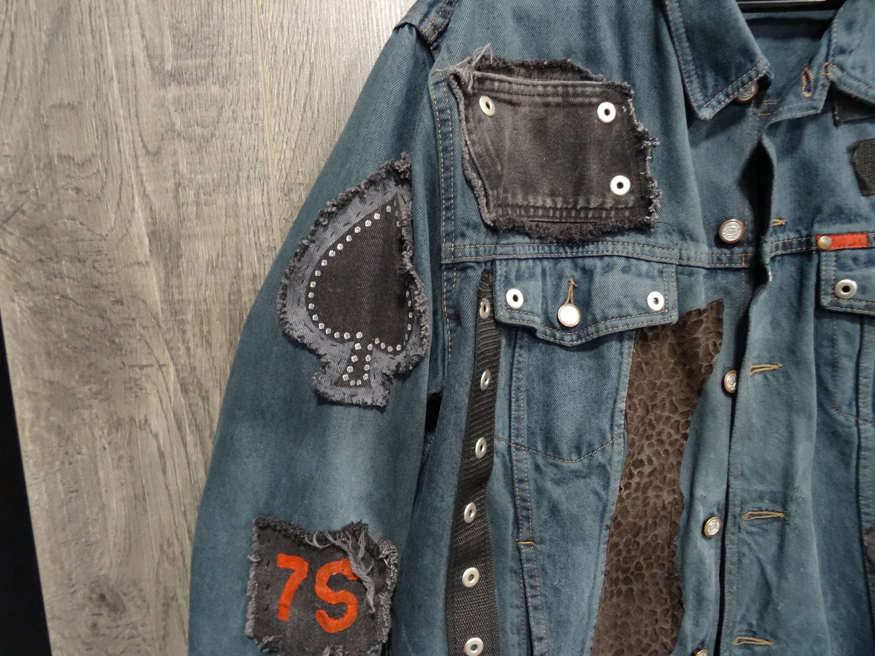 Mens Denim Jacket Painted Rock ,stage , - Etsy