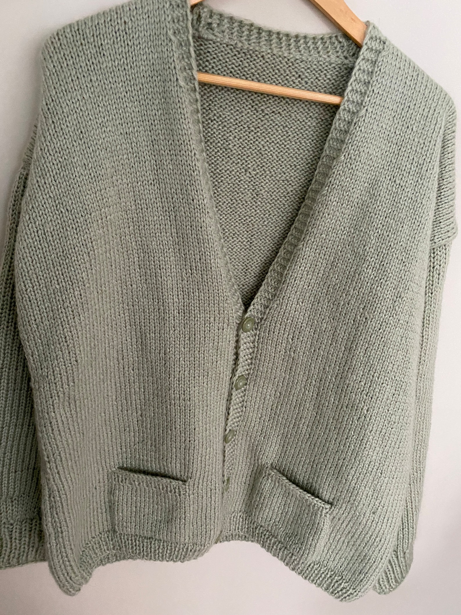 Kurt Cobain MTV Cardigan, Cardigan Similar to Kurt Cobain MTV Unplugged ...