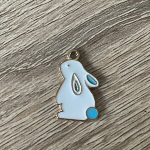 PERSONALISED BUNNY KEYRING/ Rabbit Keychain/ Token Gift/ Easter Gift ...