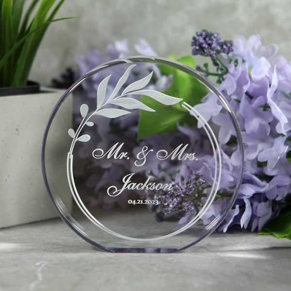 Engraved Circle - Etsy