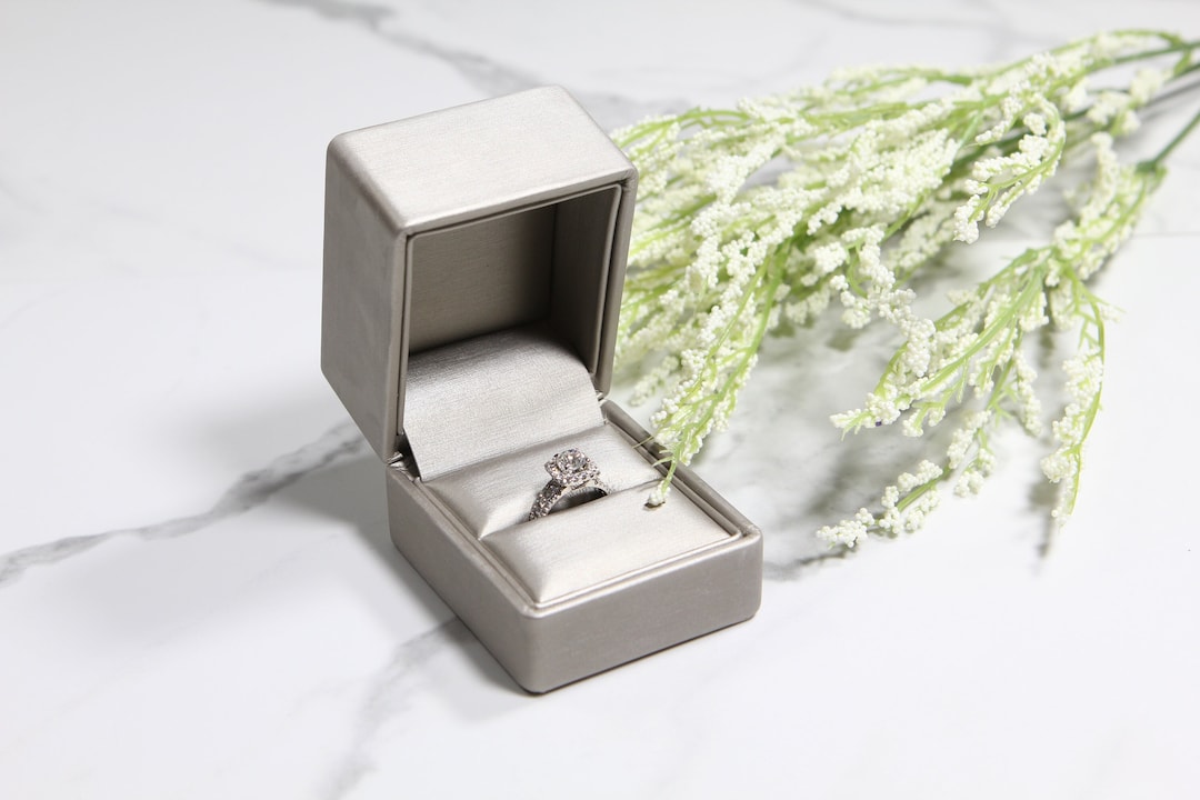 Silver Modern Engagement Ring Box - Great for Proposals, Weddings ...