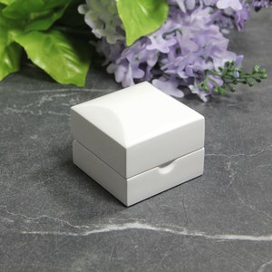 Glossy White Modern Engagement Ring Box - Great for Proposals, Weddings ...