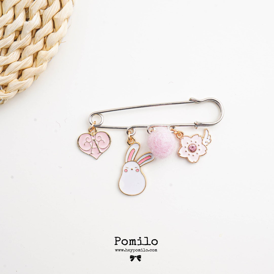 Bunny Enamel Pin. Sakura Pins, Cute Rabbit Pin. Harajuku Brooch. Yume ...