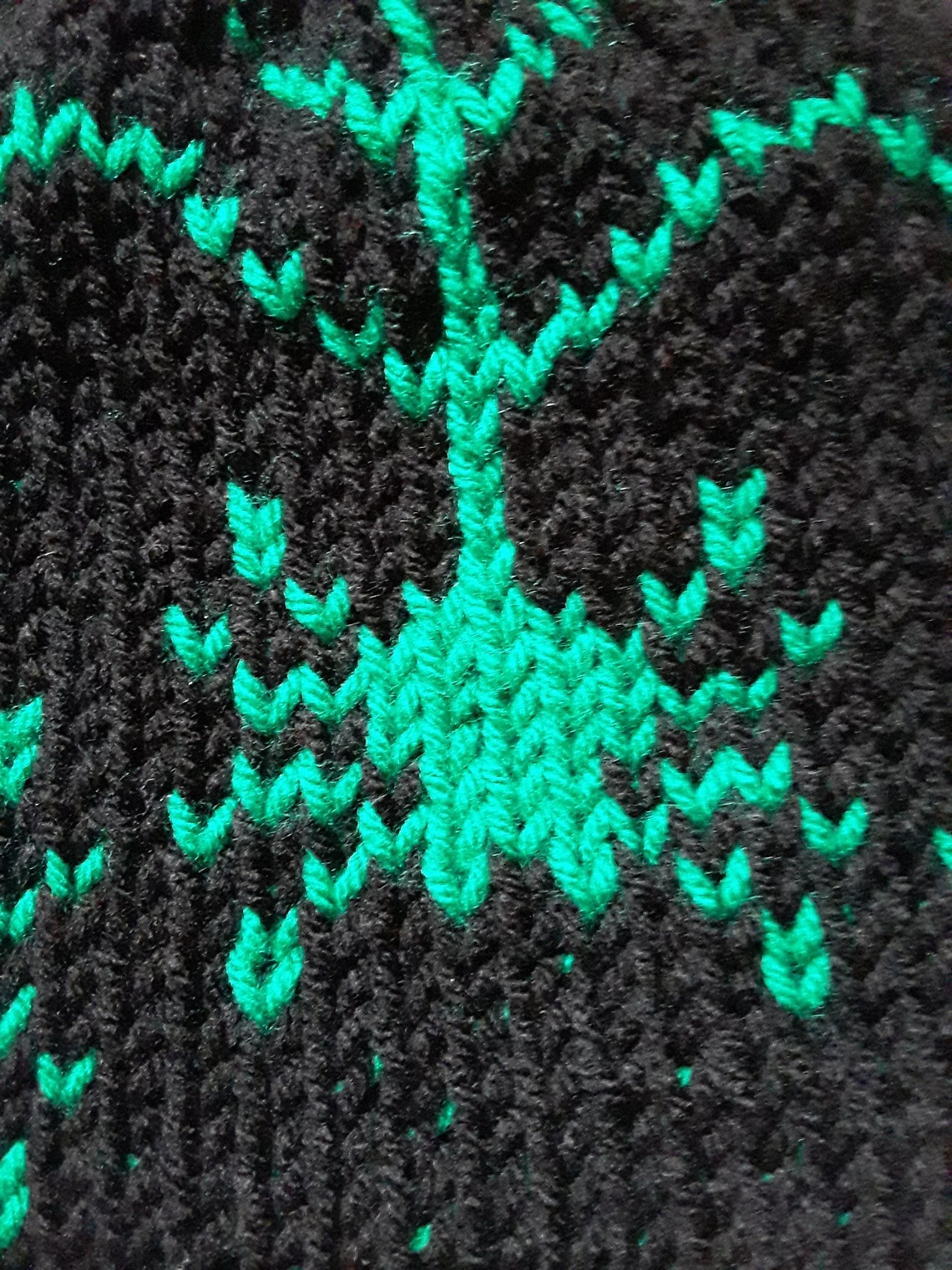 Halloween Spider Toque Black and Green Spiders Beanie Spider Web Skater ...