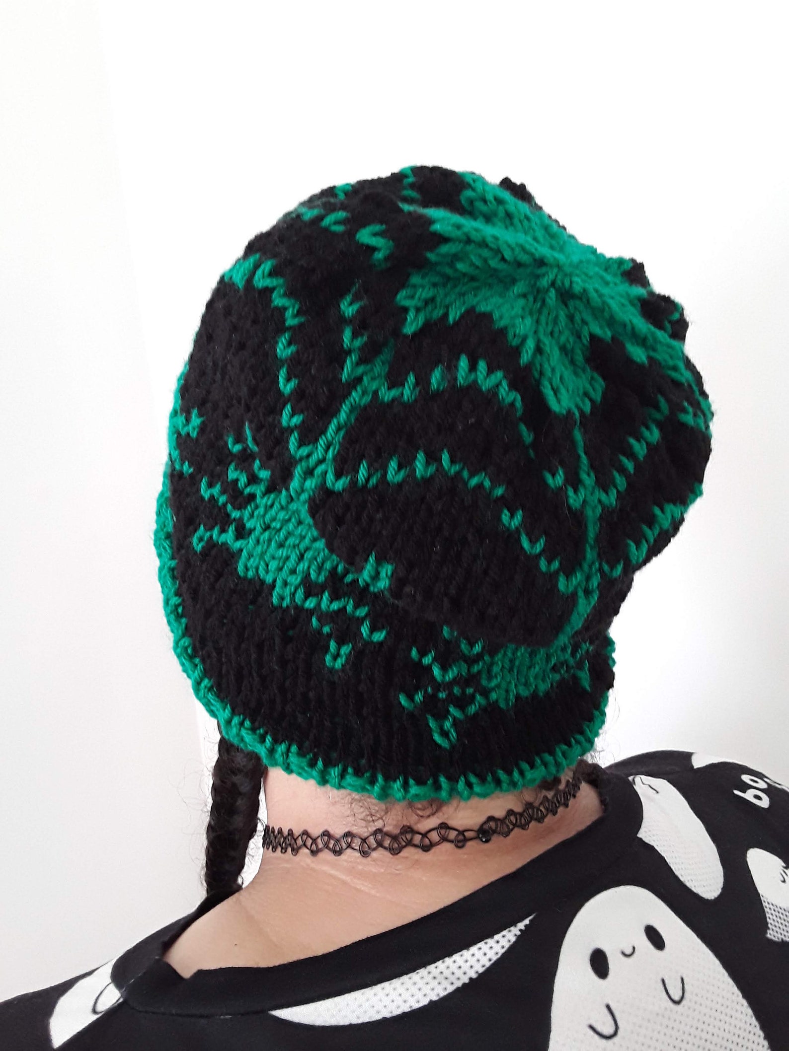 Halloween Spider Toque Black and Green Spiders Beanie Spider Web Skater ...