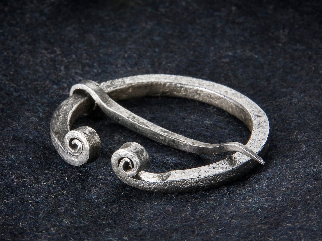 Hand Forged Fibula Brooch, Viking Penannular Brooch, Iron Cloak Clasp ...