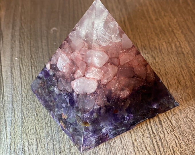 Oragon Pyramid Crystal Pyramid Clear Quartz Rose Quarts Amethyst ...