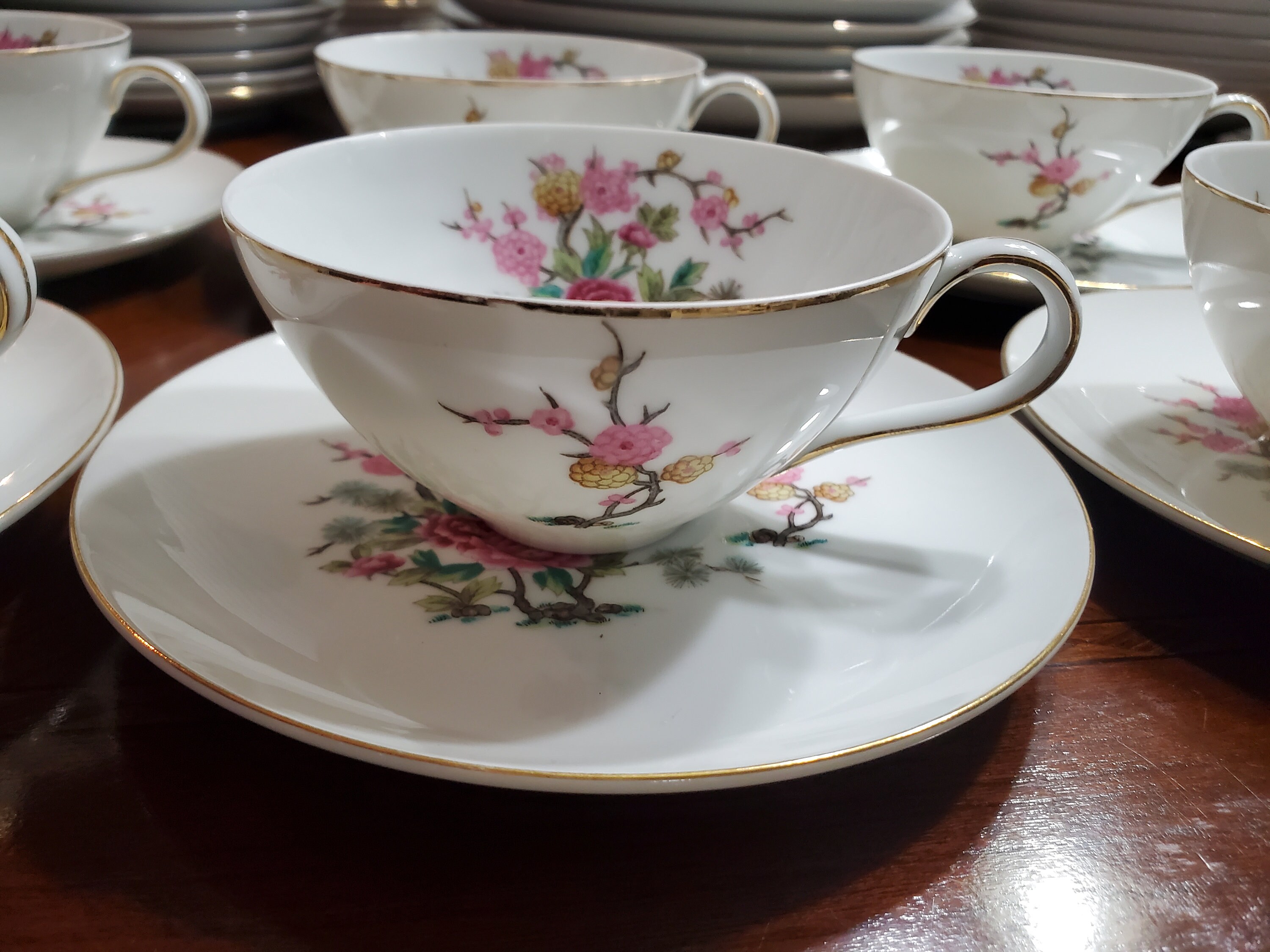Vintage Circa 1945-1953 Harvan Fine China Japan Tea Cups & Saucers 15 ...