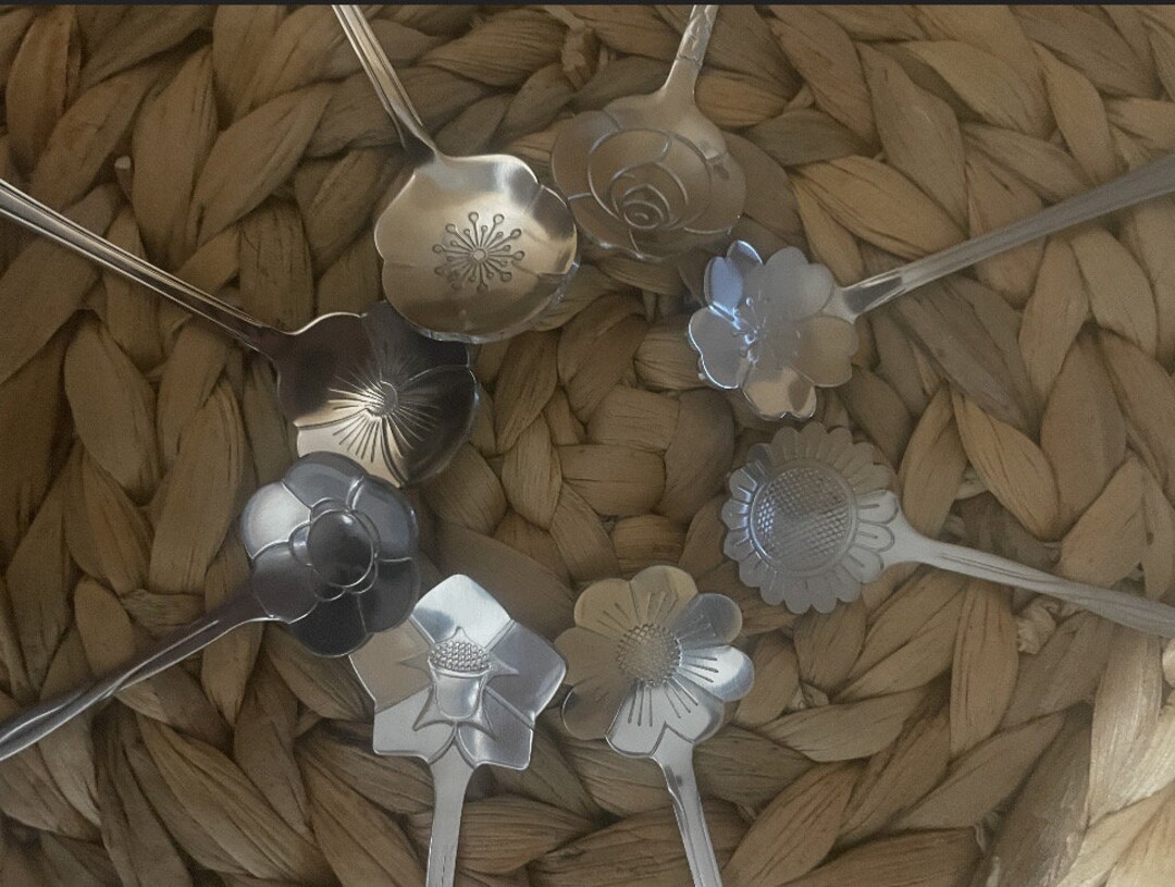Set of 8 Gold or Silver Metal Flower Teaspoons. Coffee, Tea Novelty ...