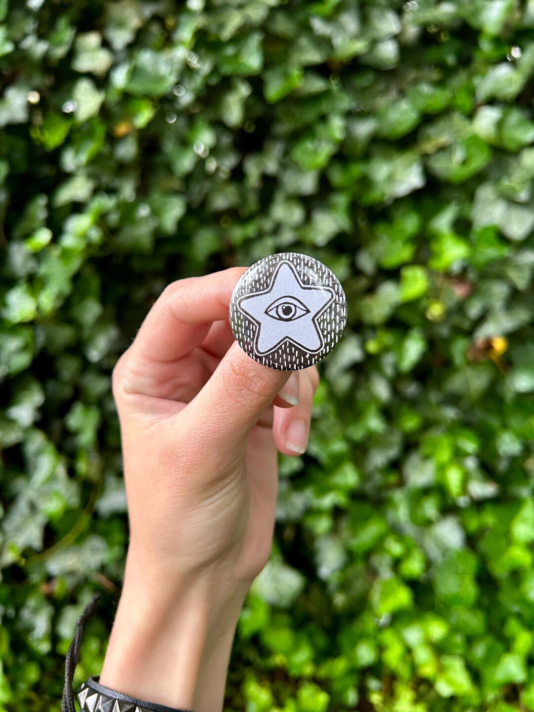 Star Eye Button Pin Original Design Hand Carved Lino Print Image Pin ...