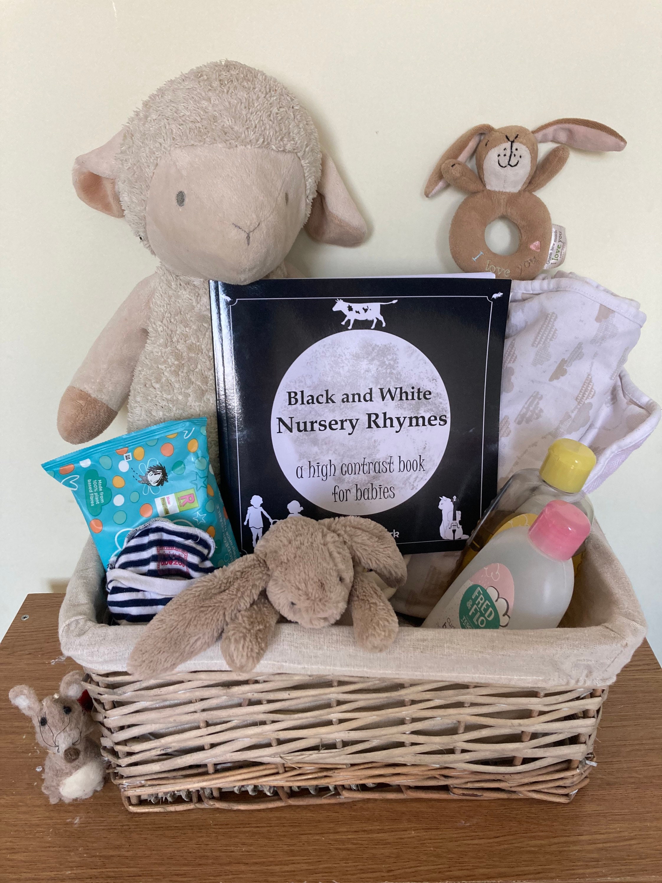 Black and White Nursery Rhymes: a High Contrast Book for - Etsy