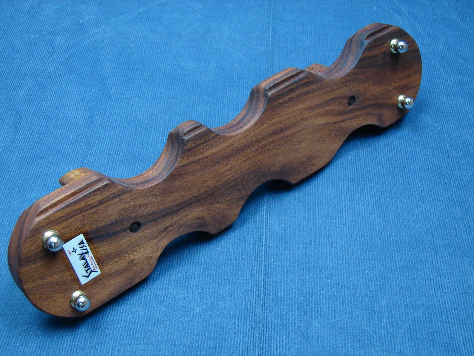 Knife Stand SN 1747 is an Exclusive 'scifi' Themed Knife Stand and ...