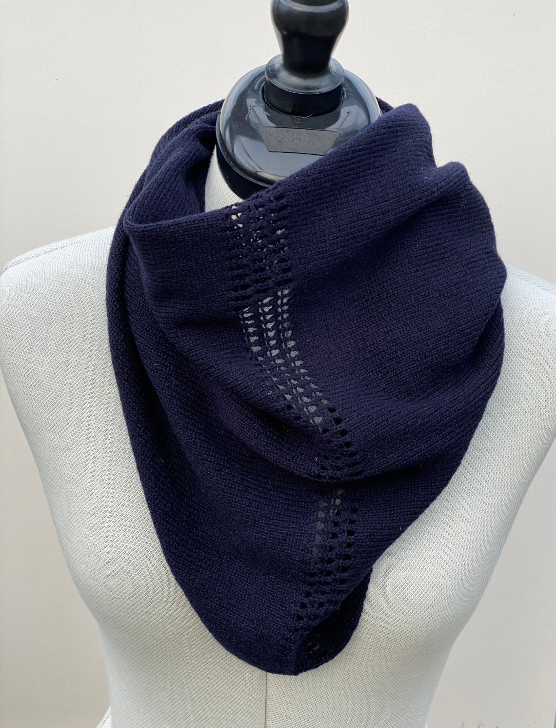 Shoal Shawl - Lambswool Triangle Scarf - Soft Small Shawl - Pure Wool ...