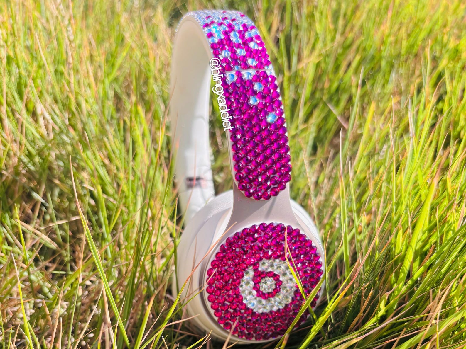 Custom Swarovski Crystal Beats by Dre Headphones | Bedazzled Solo Pro ...
