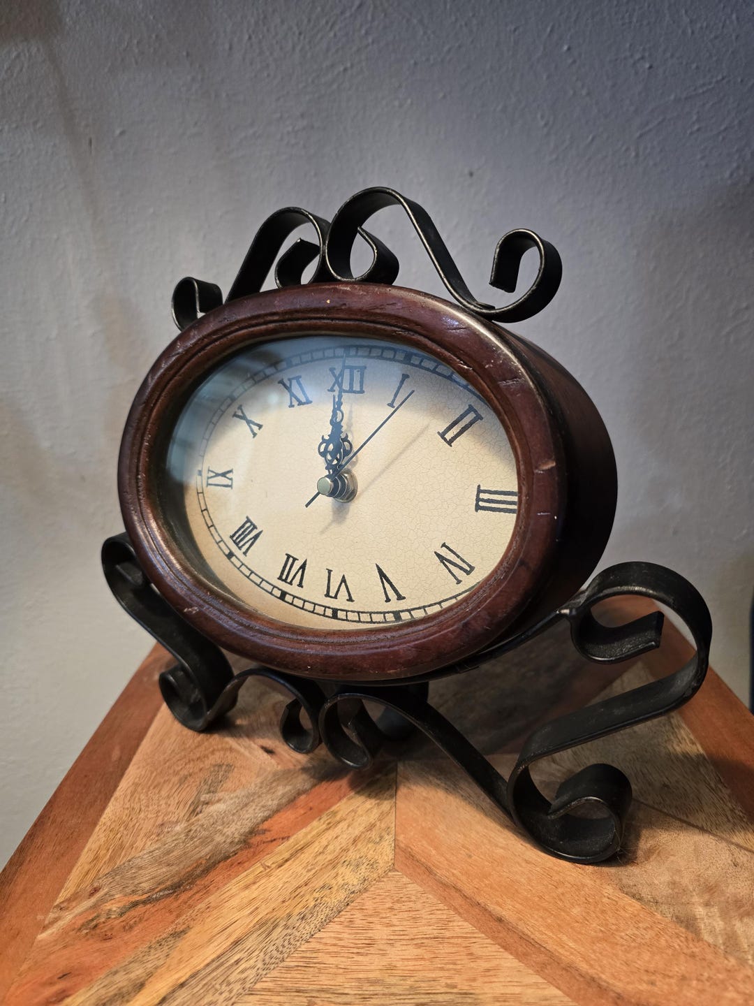 Vintage Wrought Iron Table Clock, Wooden Retro Clock, Old Time Clock ...