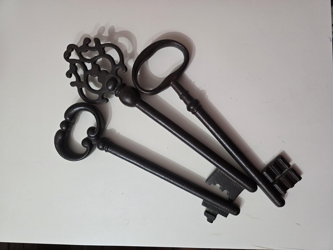 Set of 3 Large Vintage Cast Iron Skeleton Keys – Antique Rustic Wall ...