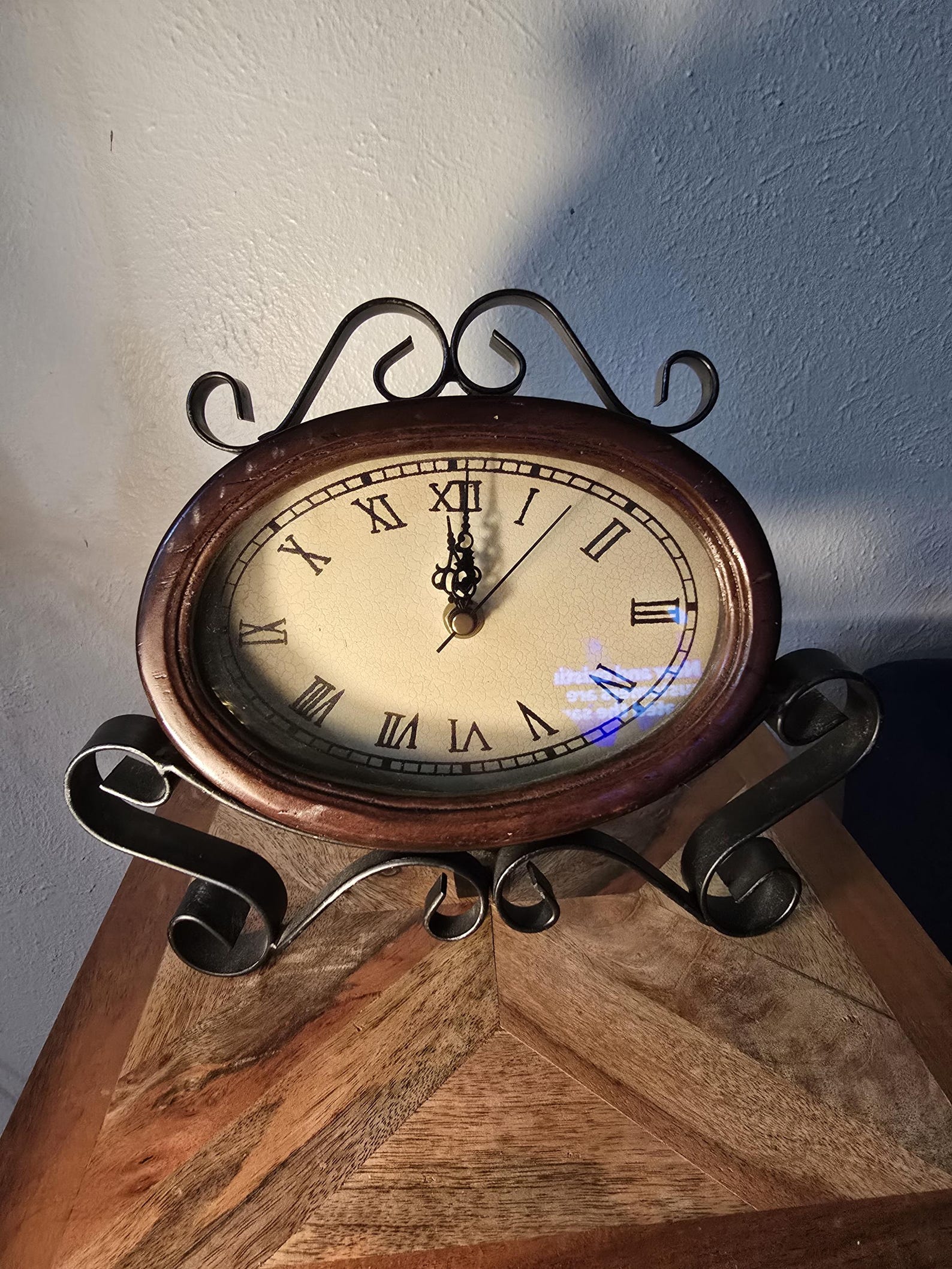 Vintage Wrought Iron Table Clock, Wooden Retro Clock, Old Time Clock ...