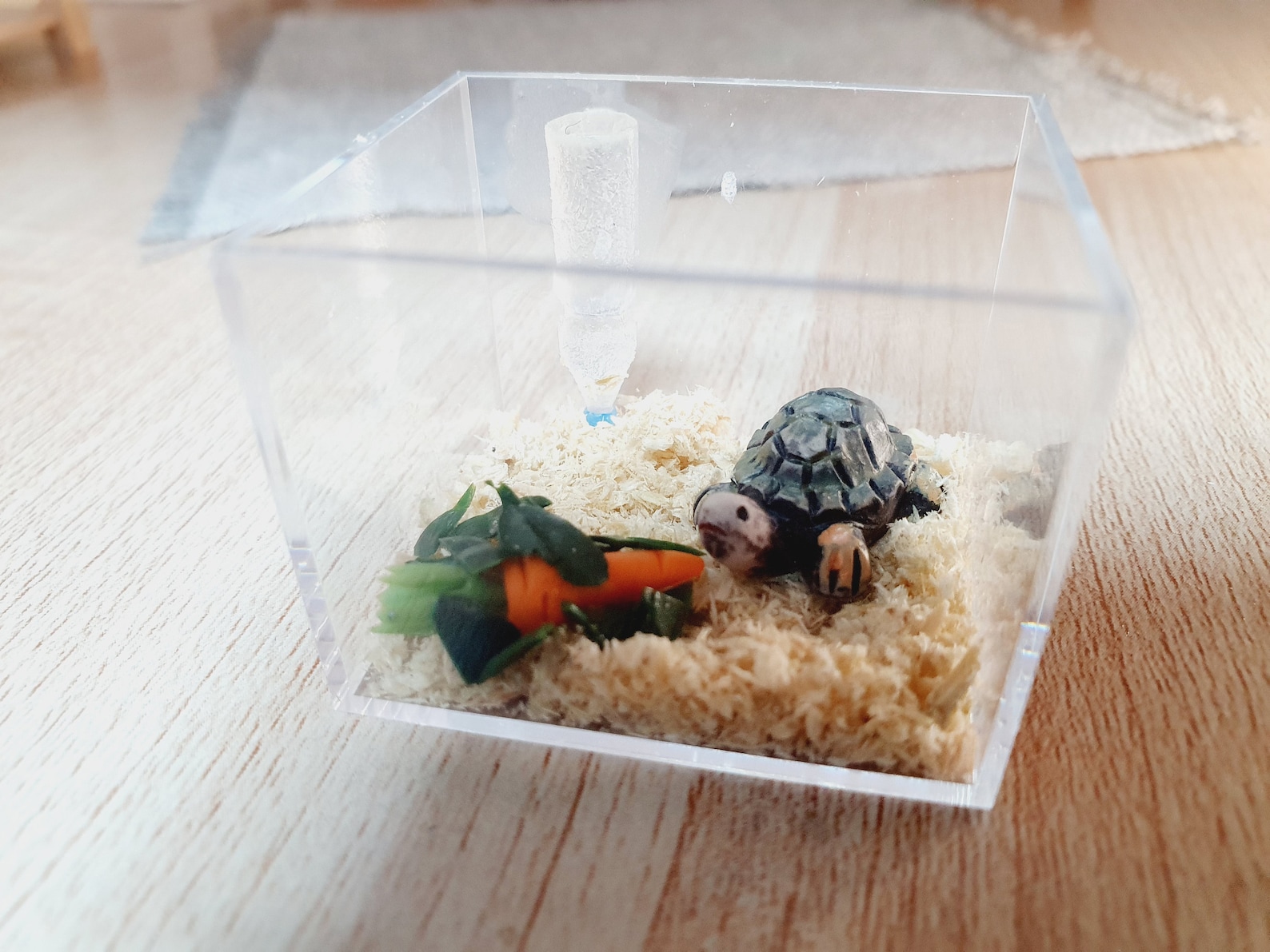Dolls House Tortoise Cage With Food, Water Bottle, 12th Scale ...