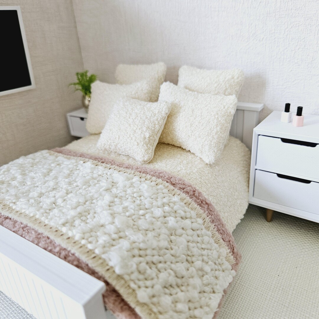 Dolls House 8 Piece Set, Double Bedding, Cosy Cream Boucle With Pink ...