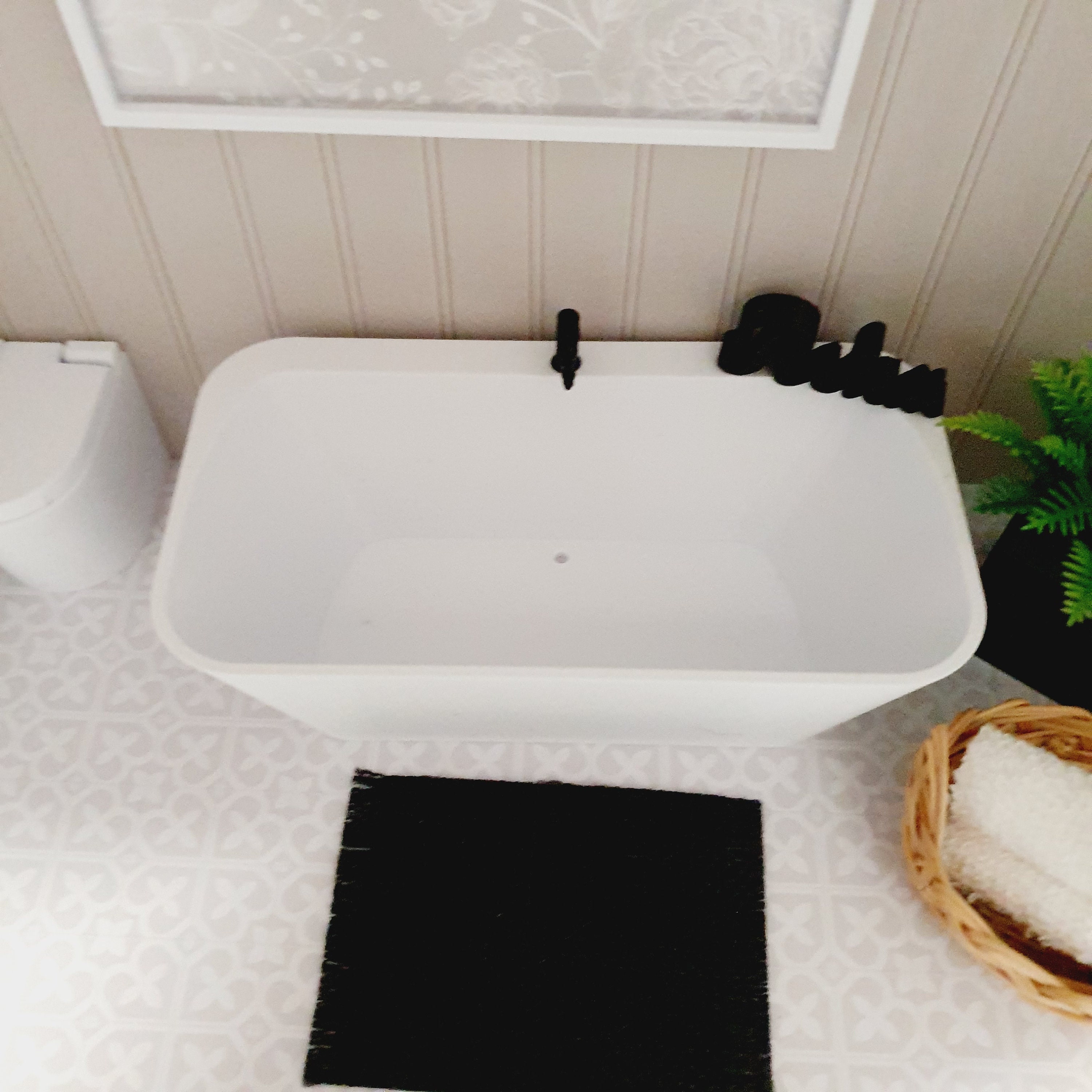 Dolls House Modern White Bath With Black Tap, 1:12th Scale, Miniature ...