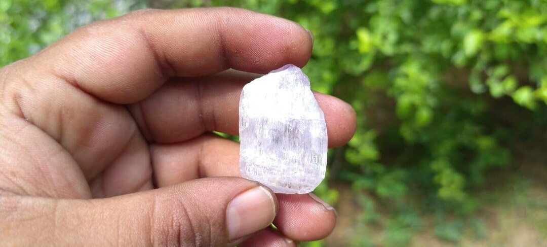 Kunzite Gemstone One Side Polish Shape Rough Size 33X22X16 MM Weight 88 ...